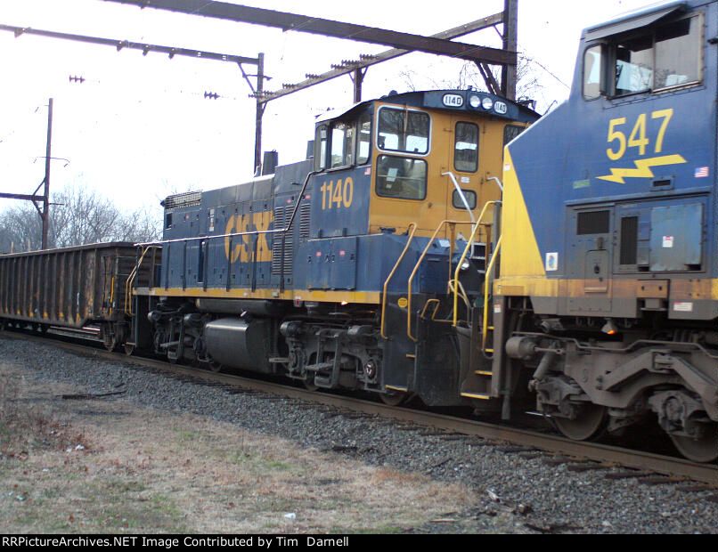 CSX 1140 on Q410